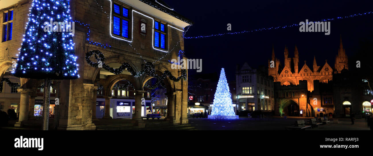 Peterborough cathedral christmas hi-res stock photography and images ...