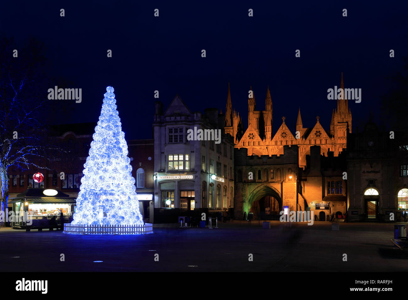Peterborough cathedral christmas hi-res stock photography and images ...
