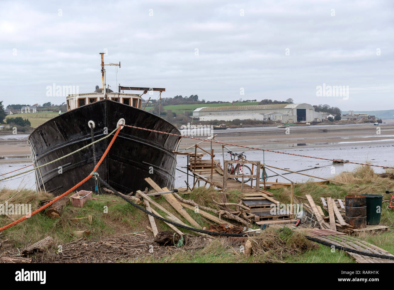 Appledore devon shipyard hi-res stock photography and images - Alamy