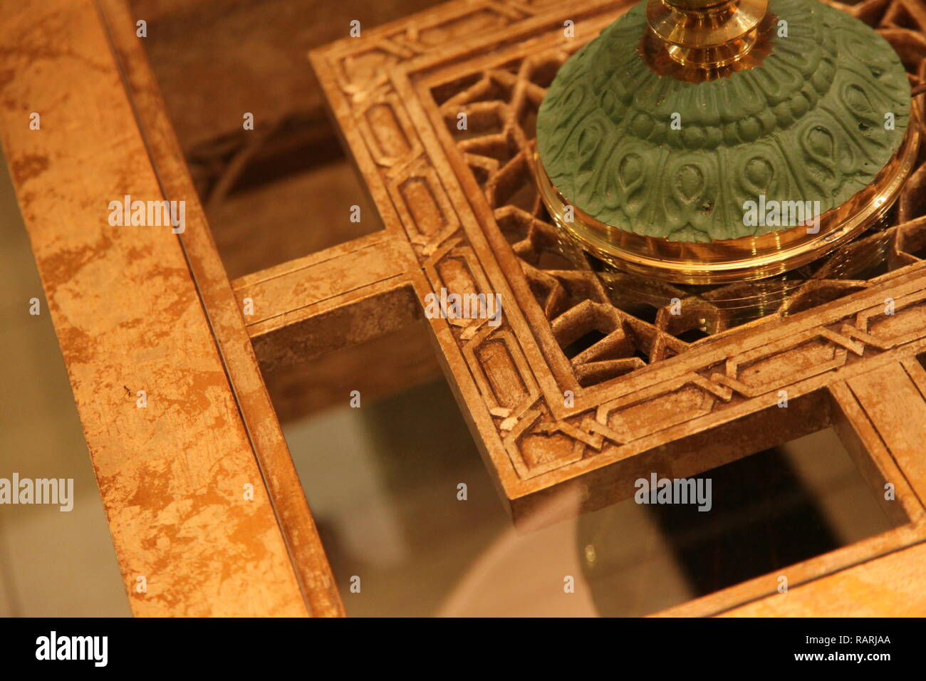 traditional wood craft Stock Photo - Alamy