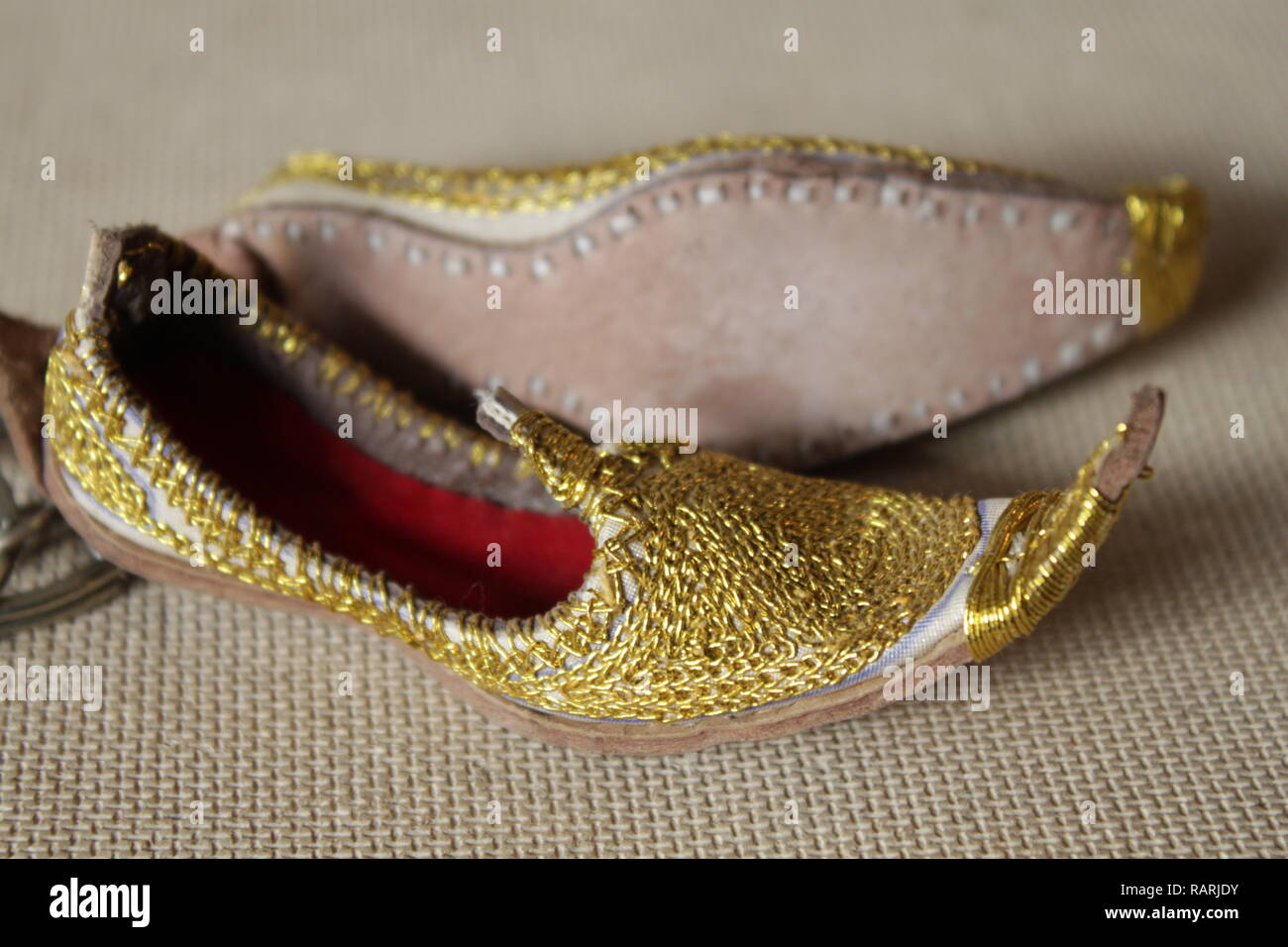 Pakistan traditional shoes hi-res stock photography and images - Alamy