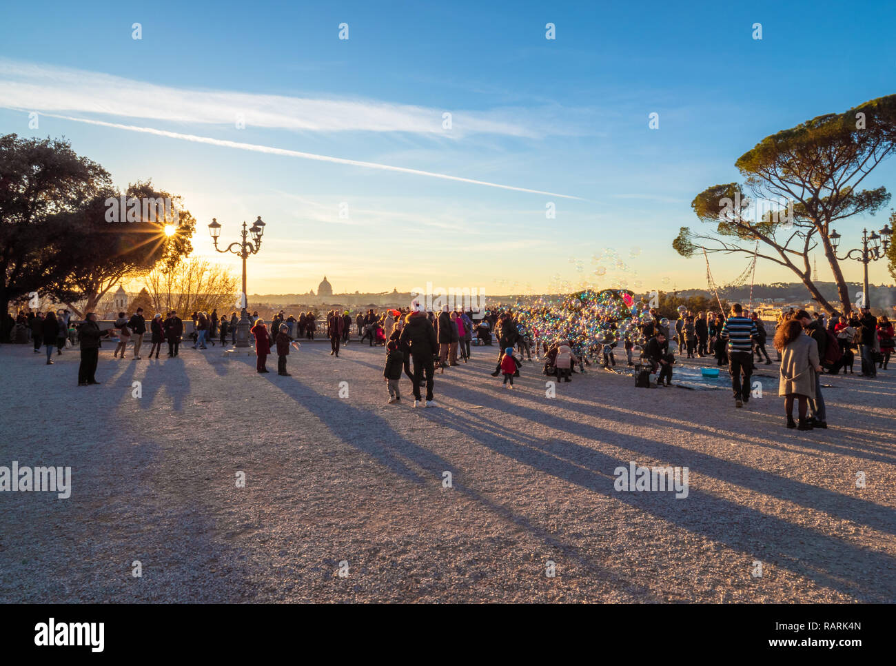 Piazza borghese rome hi-res stock photography and images - Alamy