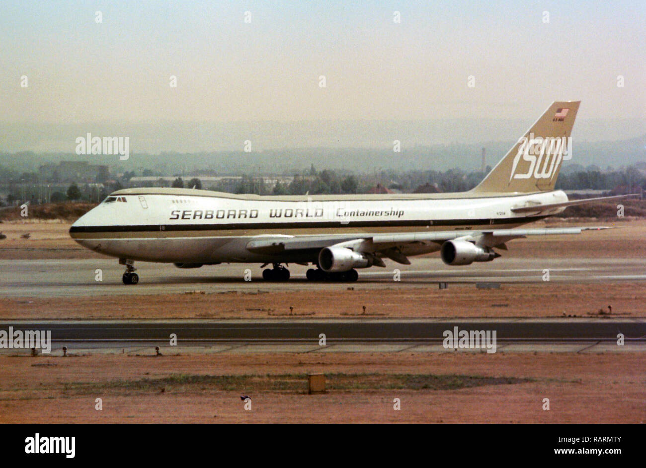 Old boeing 747 hi-res stock photography and images - Alamy