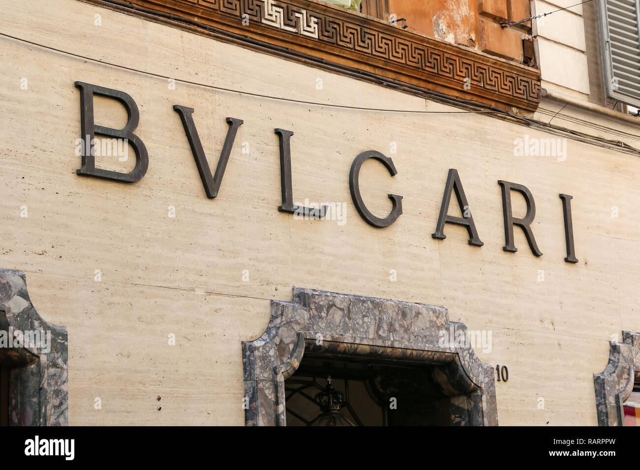 Bulgari store rome italy hi-res stock photography and images - Alamy