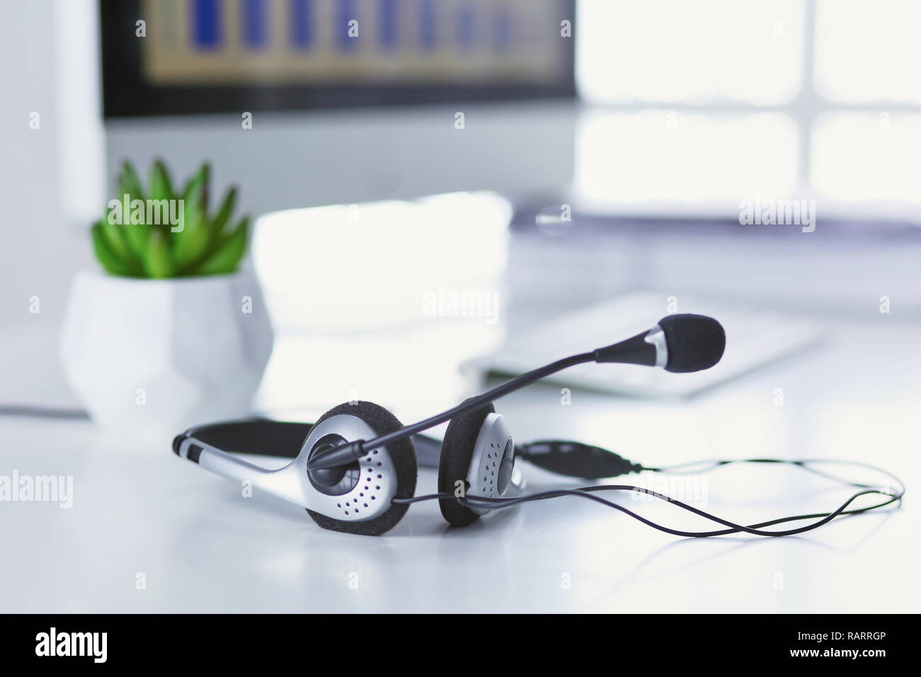 Communication support, call center and customer service help desk. VOIP ...