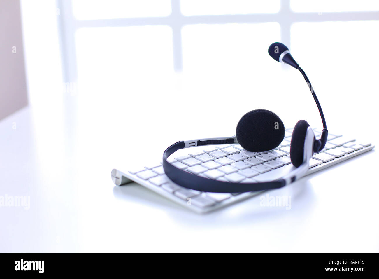 Communication support, call center and customer service help desk. VOIP ...