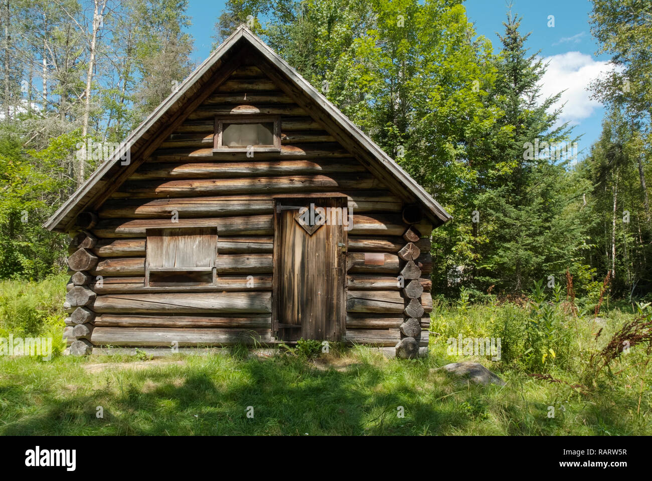 Us forest service guard station hi-res stock photography and images - Alamy