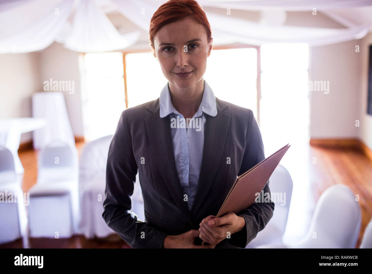 Female restaurant manager hi-res stock photography and images - Alamy