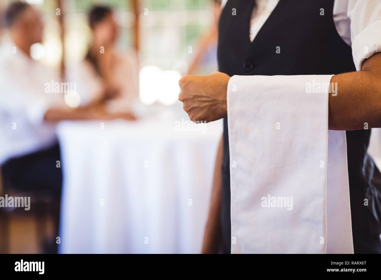 Restaurant uniform hi-res stock photography and images - Alamy