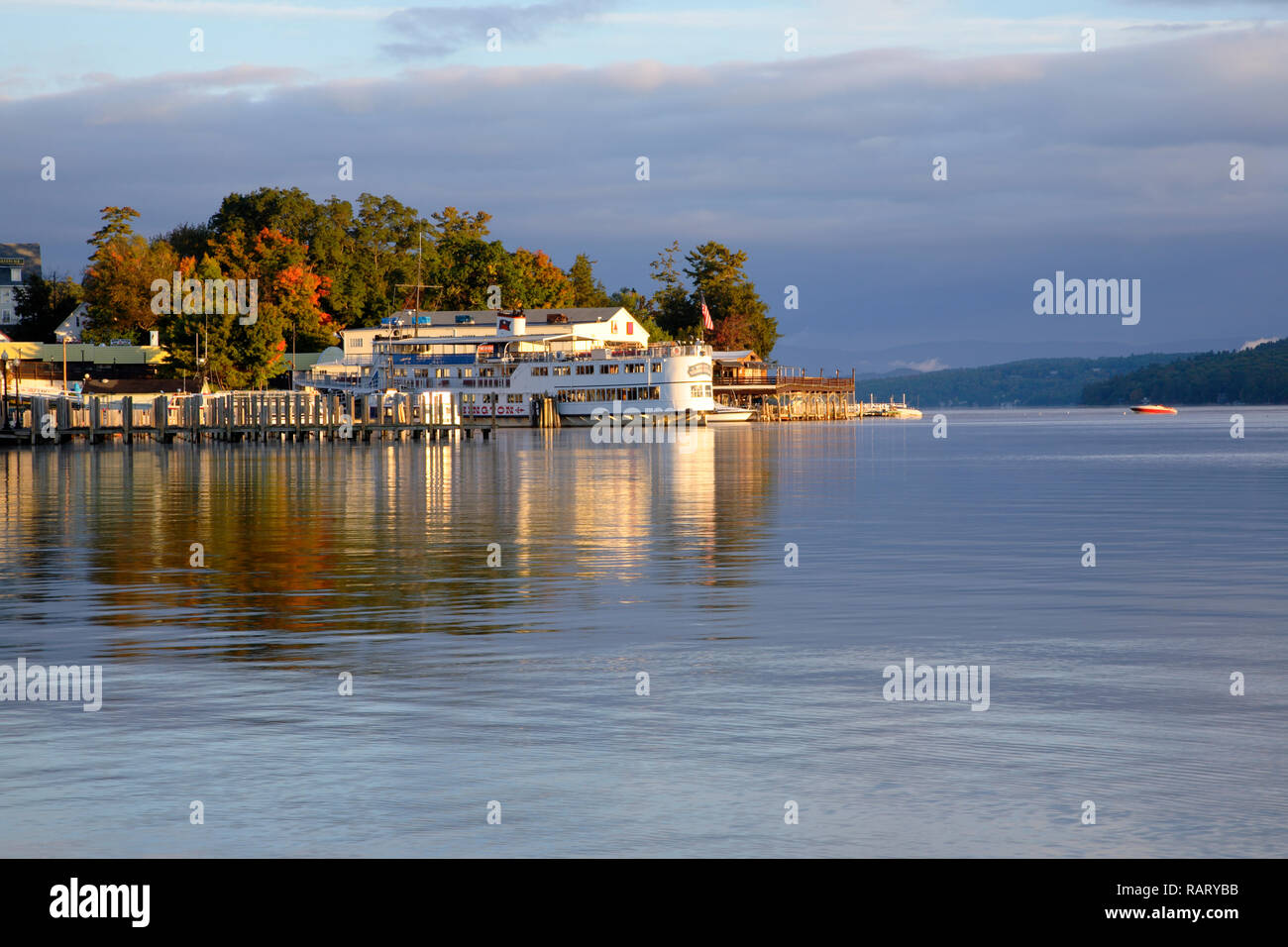 Weirs beach hi-res stock photography and images - Alamy