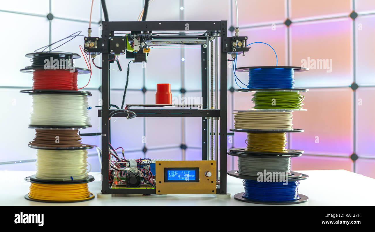 3d printer action figure hi-res stock photography and images - Alamy