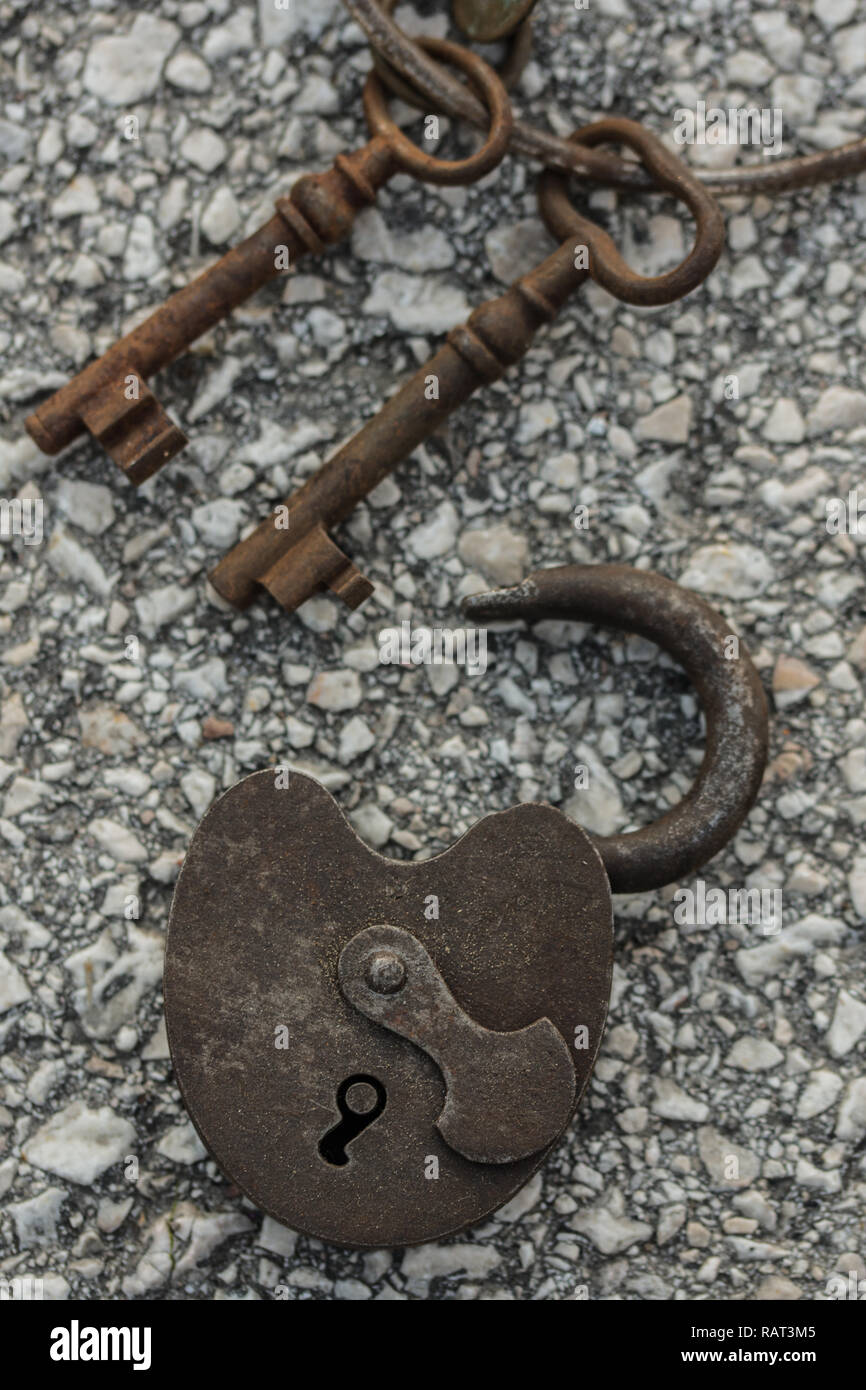 antique lock with rusty keys Stock Photo - Alamy