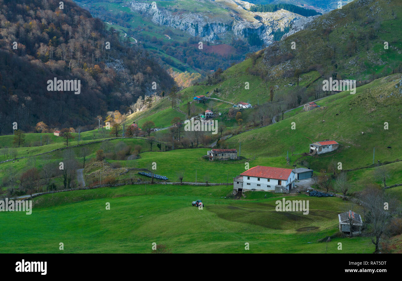Valdició, Soba Valley, Valles Pasiegos, Cantabria, Spain, Europe Stock ...