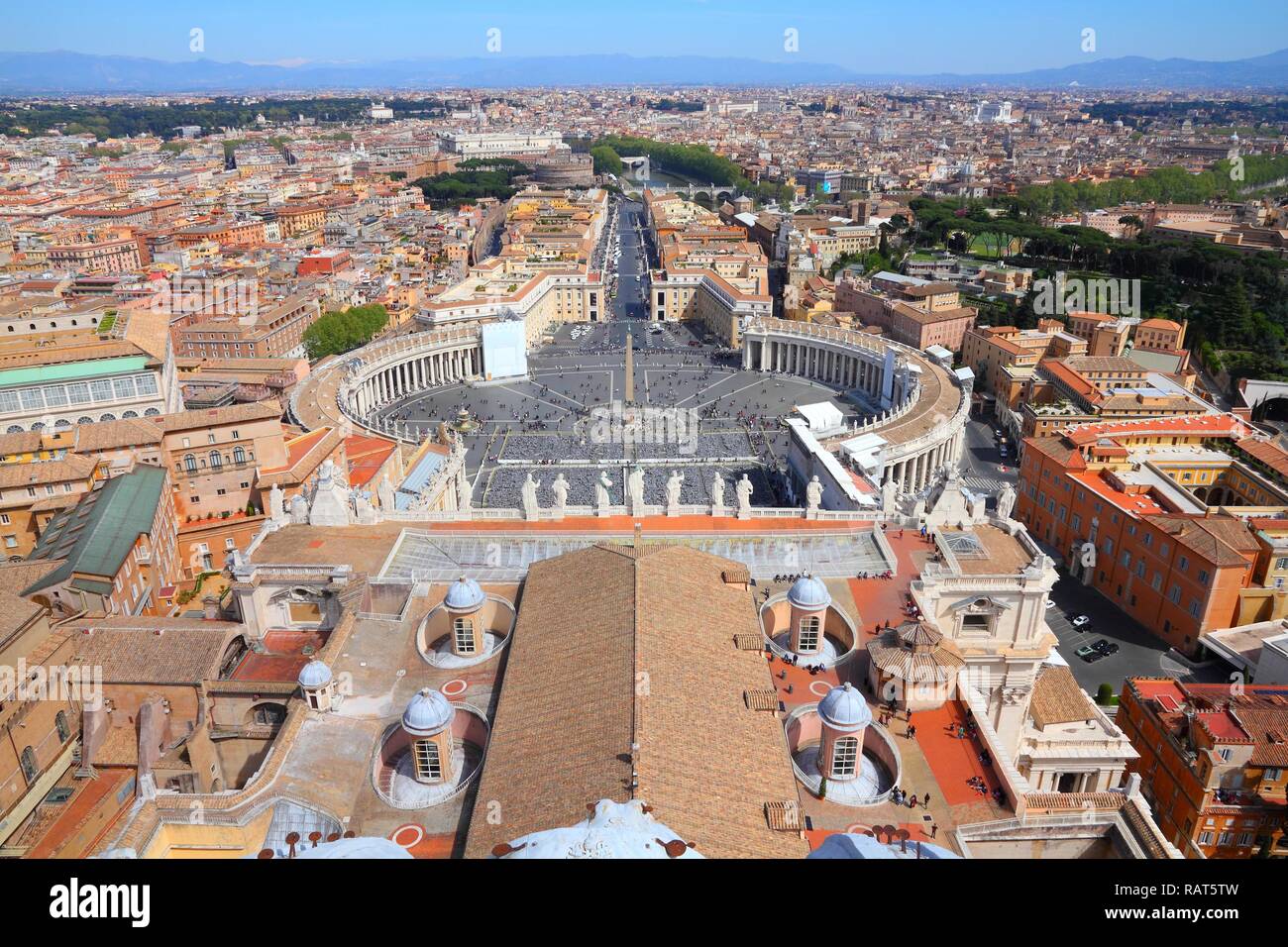 Sightseeing rome roma square hi-res stock photography and images - Alamy