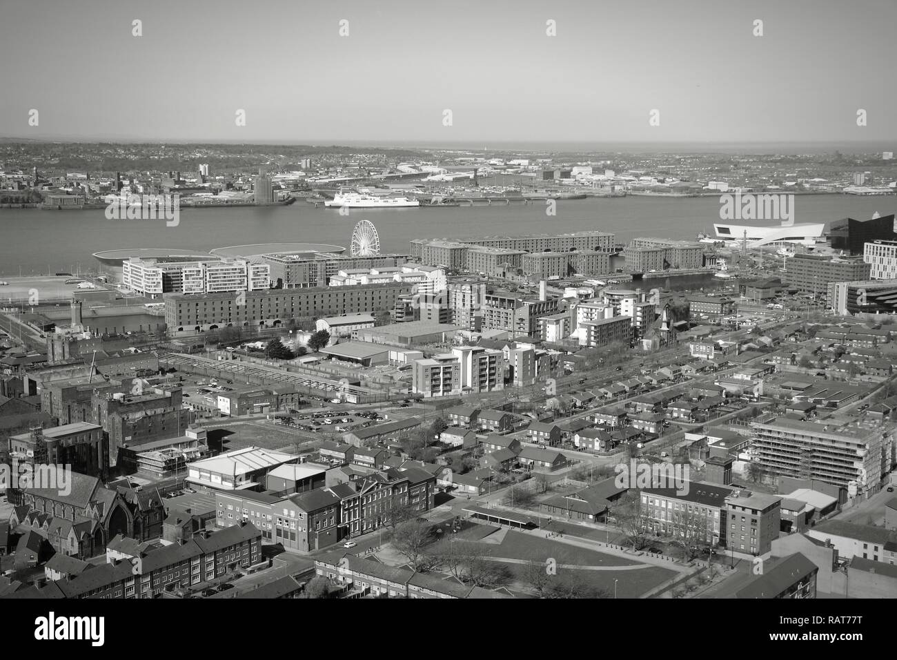 Albert dock liverpool aerial hi-res stock photography and images - Alamy
