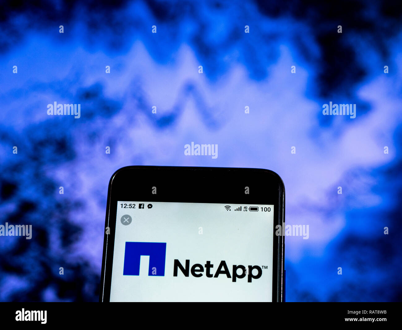Netapp logo hi-res stock photography and images - Alamy