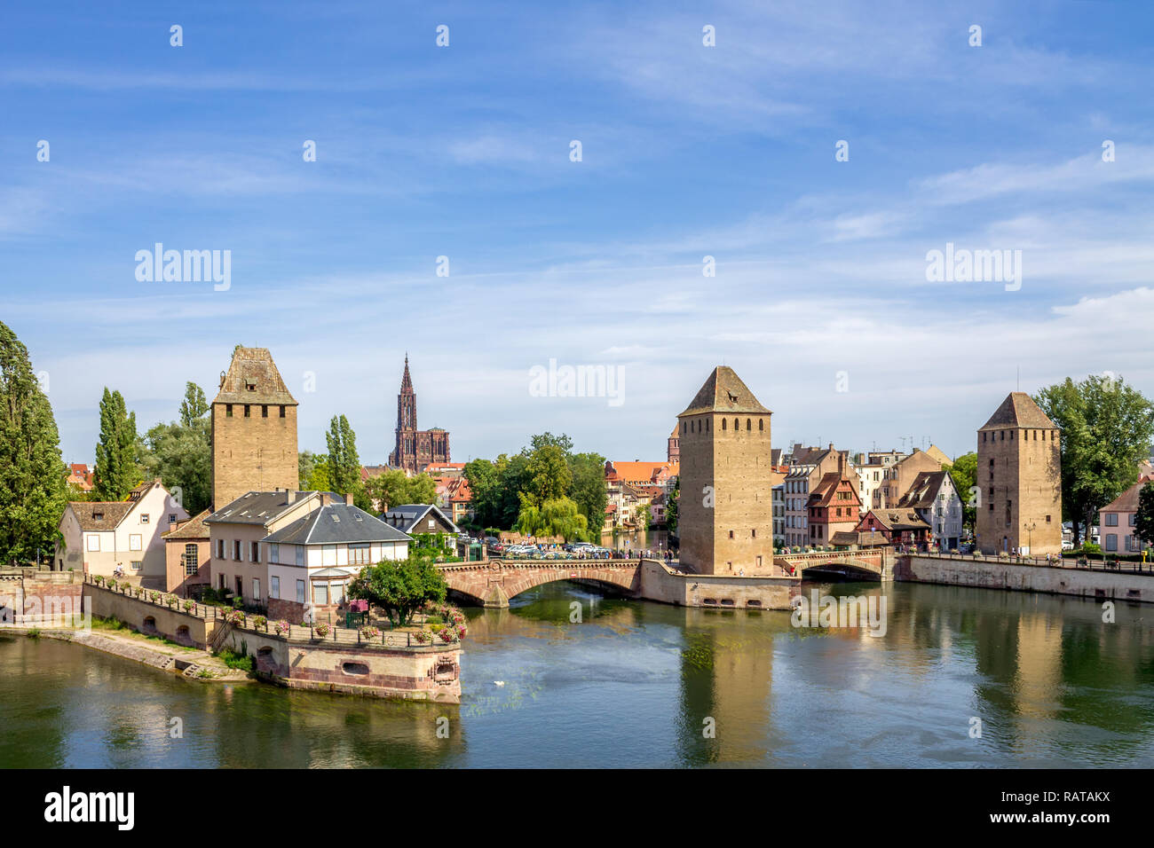 Ponts couverts hi-res stock photography and images - Alamy