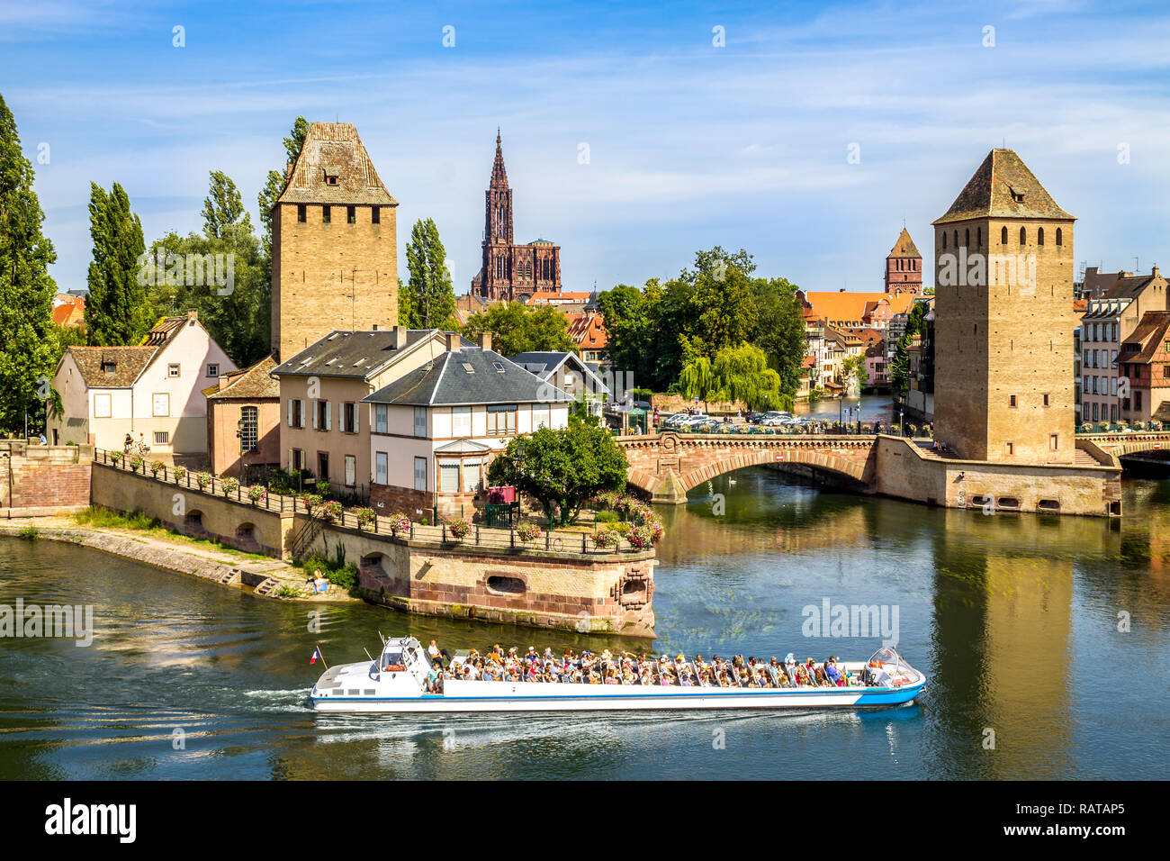 Strasbourg medieval bridge ponts hi-res stock photography and images ...
