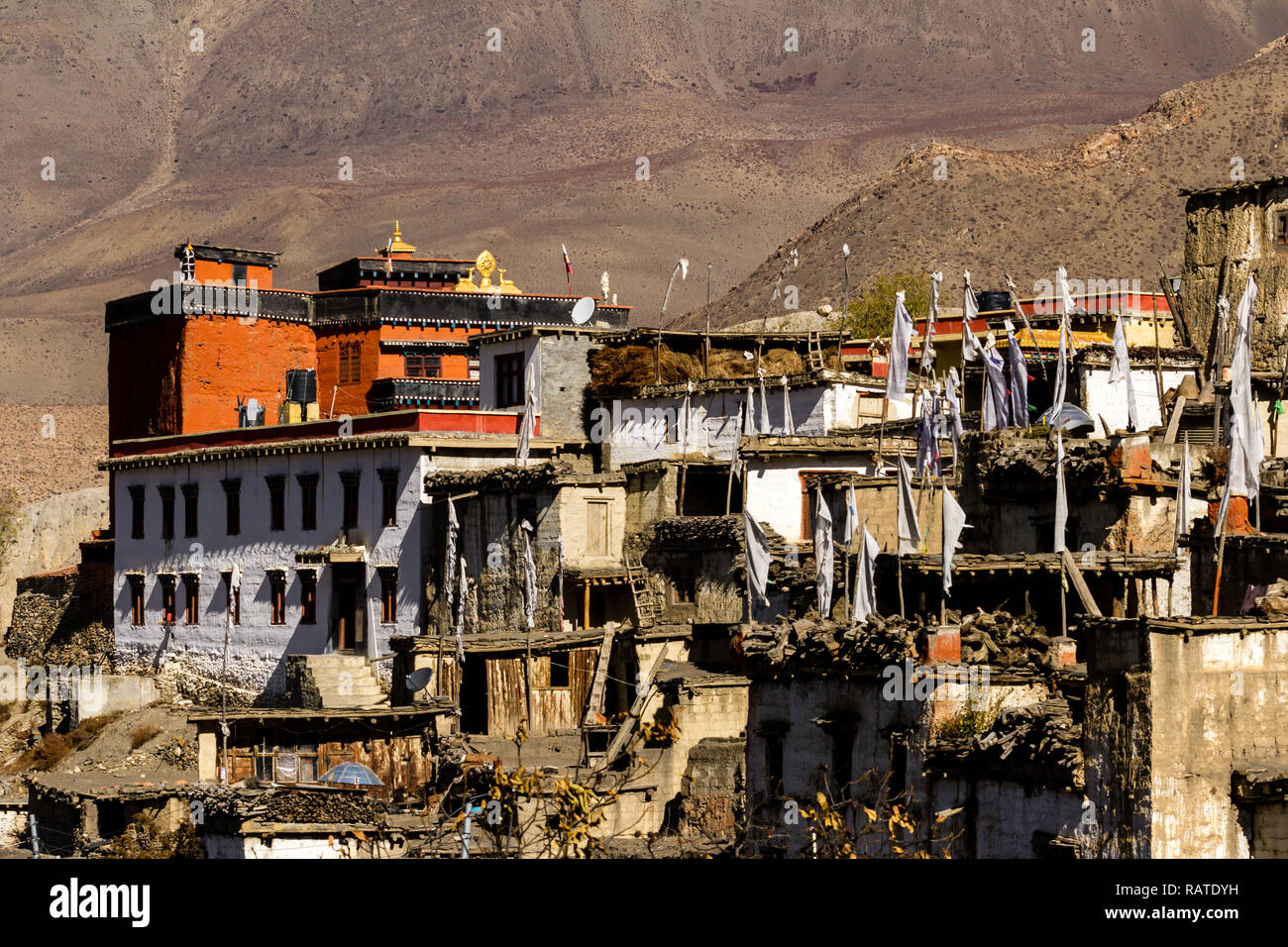 Mountain village - Jharkot in Nepal, Lower Mustang, Himalayas ...