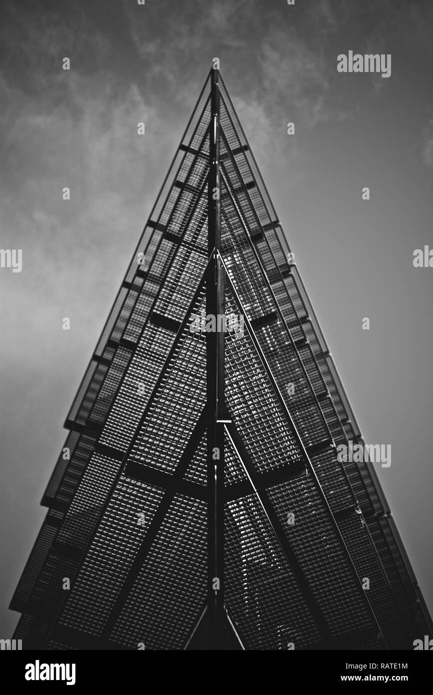 Abstract building angles hi-res stock photography and images - Alamy