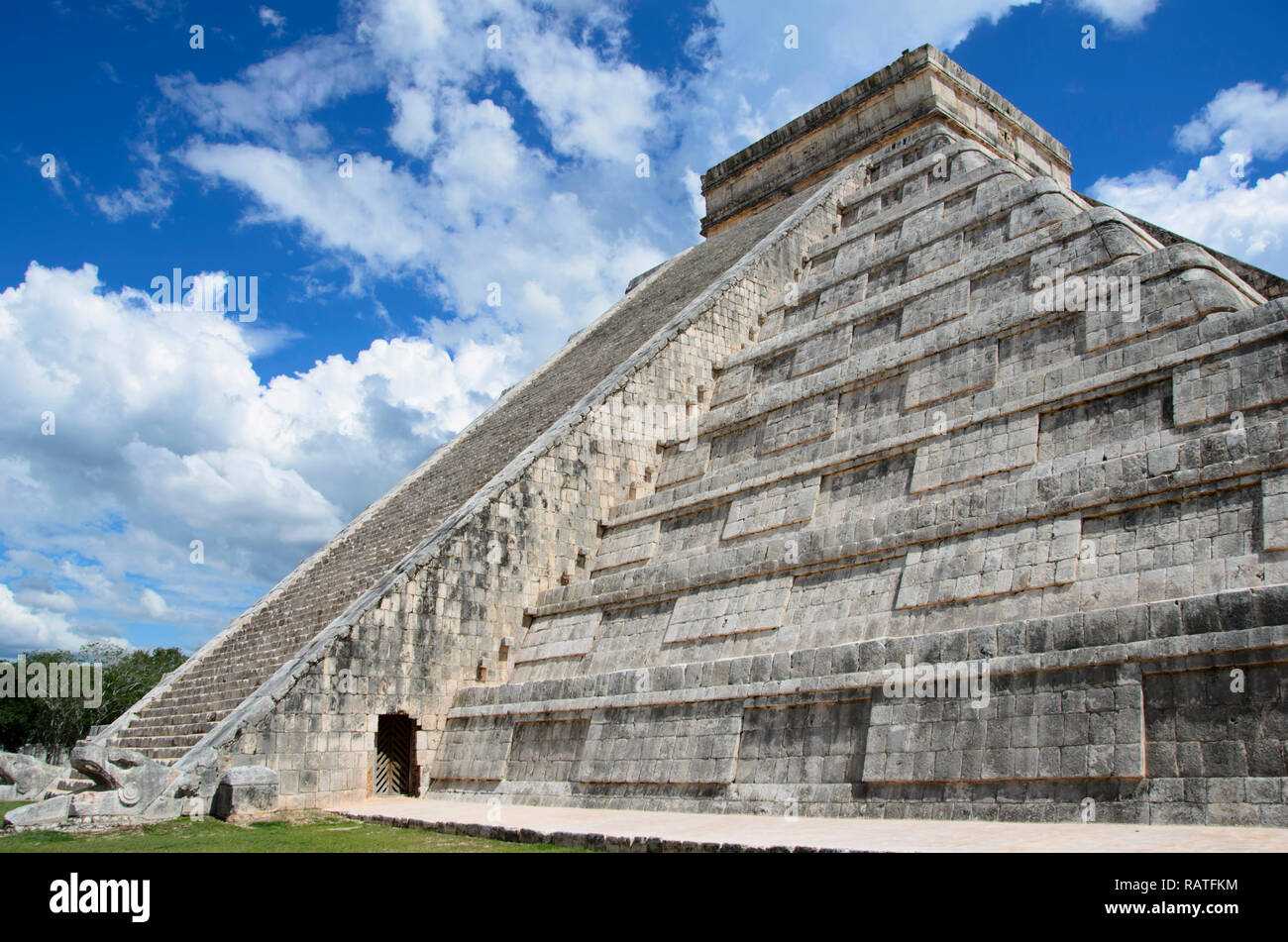 The Pyramid of Kukulkan at Chichen Itza in Mexico, one of the New Seven ...