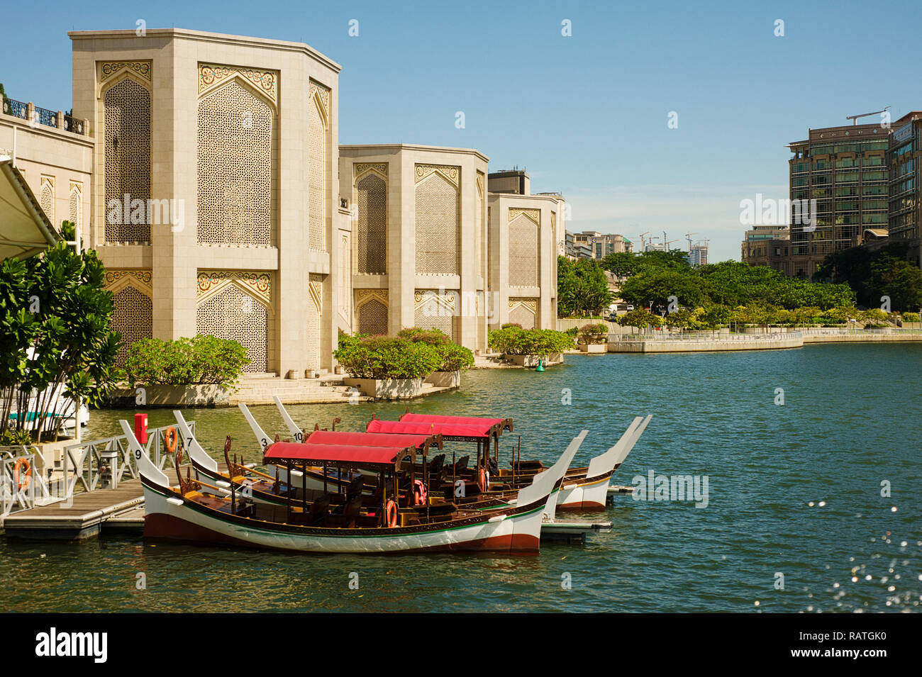 Putra Bridge at 435m is the longest and the most important bridge in ...
