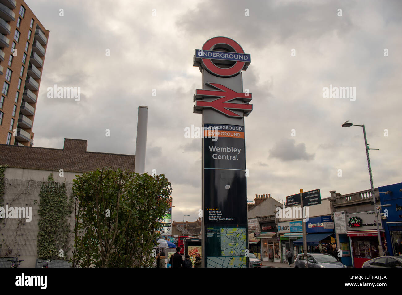 Bakerloo line underground station hi-res stock photography and images ...