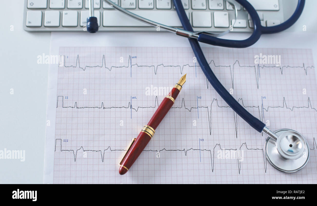 Hospital discharge form hi-res stock photography and images - Alamy