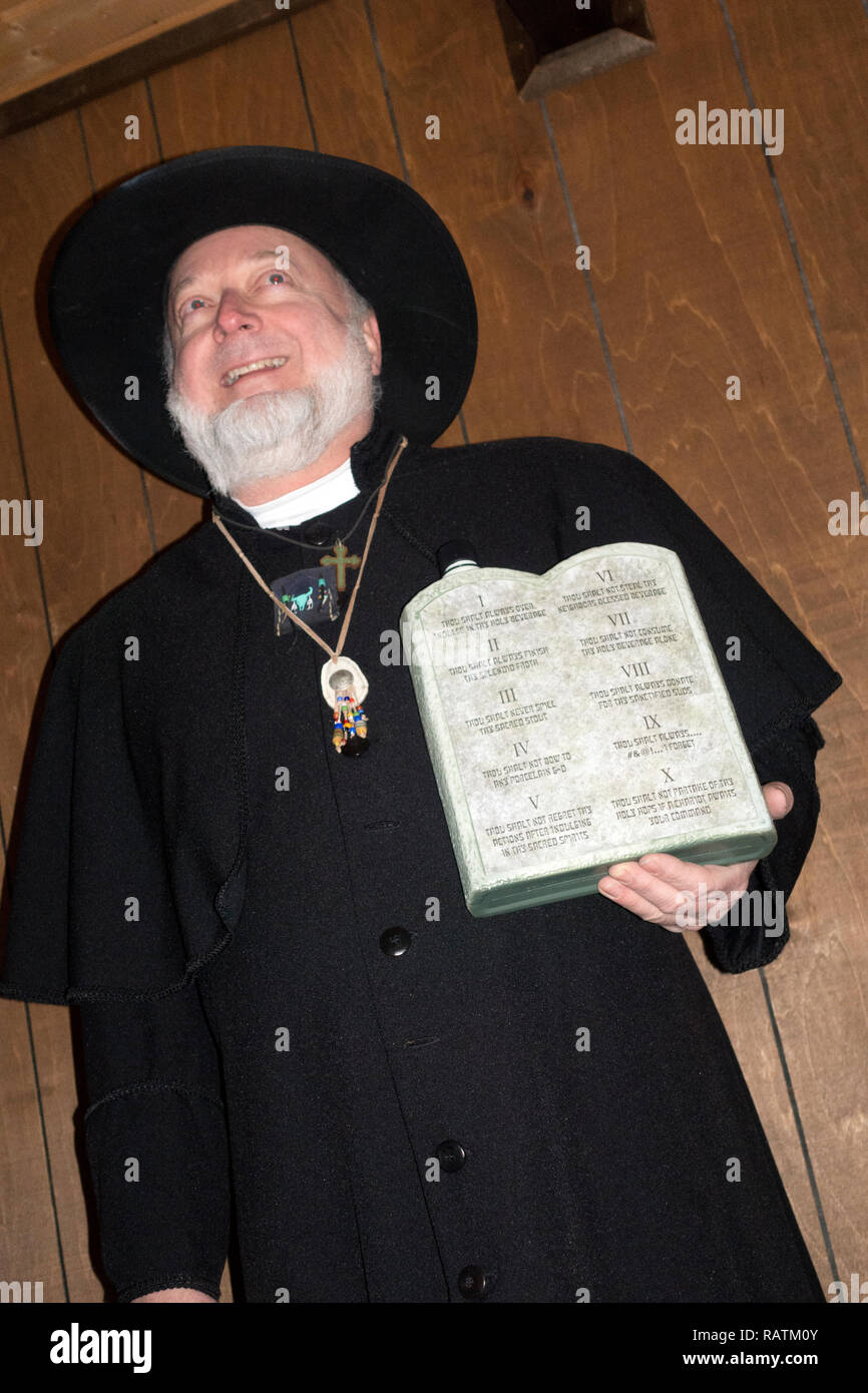 Adult cleric hi-res stock photography and images - Alamy