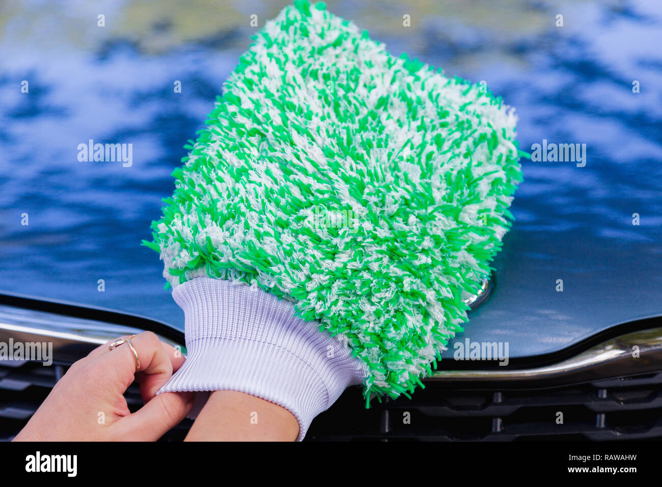Cleaning mitten hi-res stock photography and images - Alamy