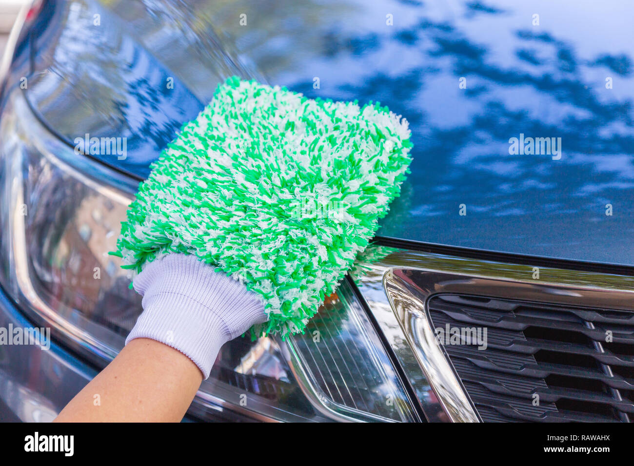 Cleaning mitten hi-res stock photography and images - Alamy