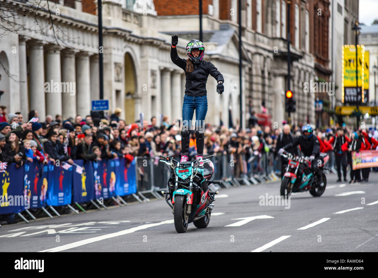 Motorcycle stunt hi-res stock photography and images - Alamy