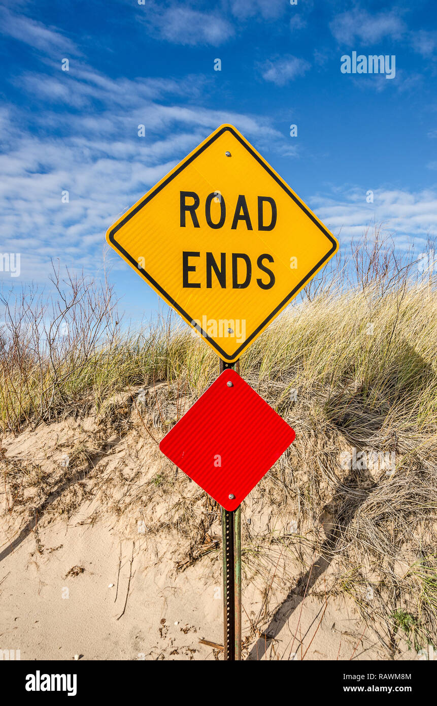 Information road signs hi-res stock photography and images - Alamy