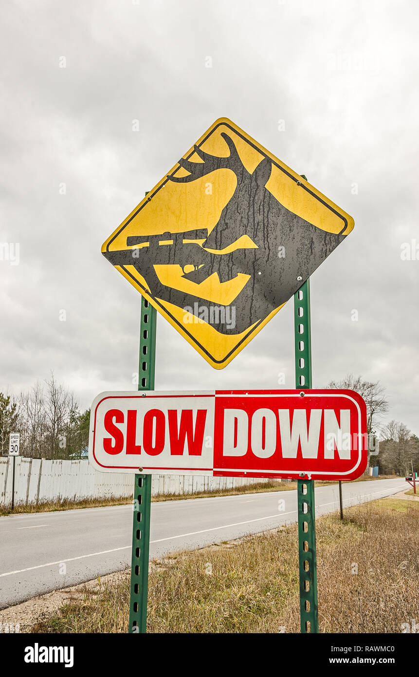 Taking down signs hi-res stock photography and images - Alamy