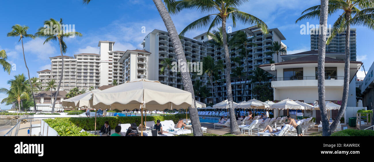 Honolulu, Hawaii - Dec 25, 2018 : View of the Halekulani Hotel, famous ...