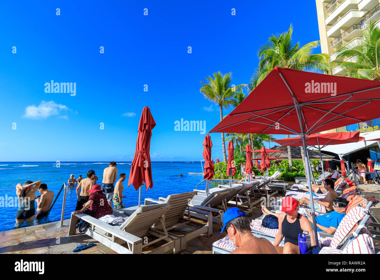 Honolulu, Hawaii - Dec 25, 2018 : View of the Sheraton Waikiki ...