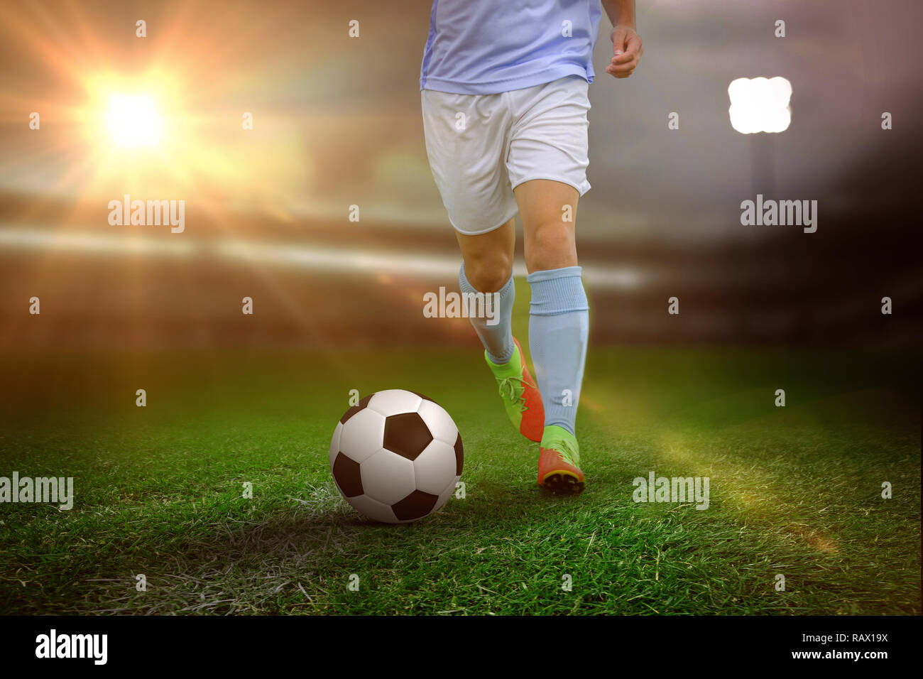 Player playing football hi-res stock photography and images - Alamy