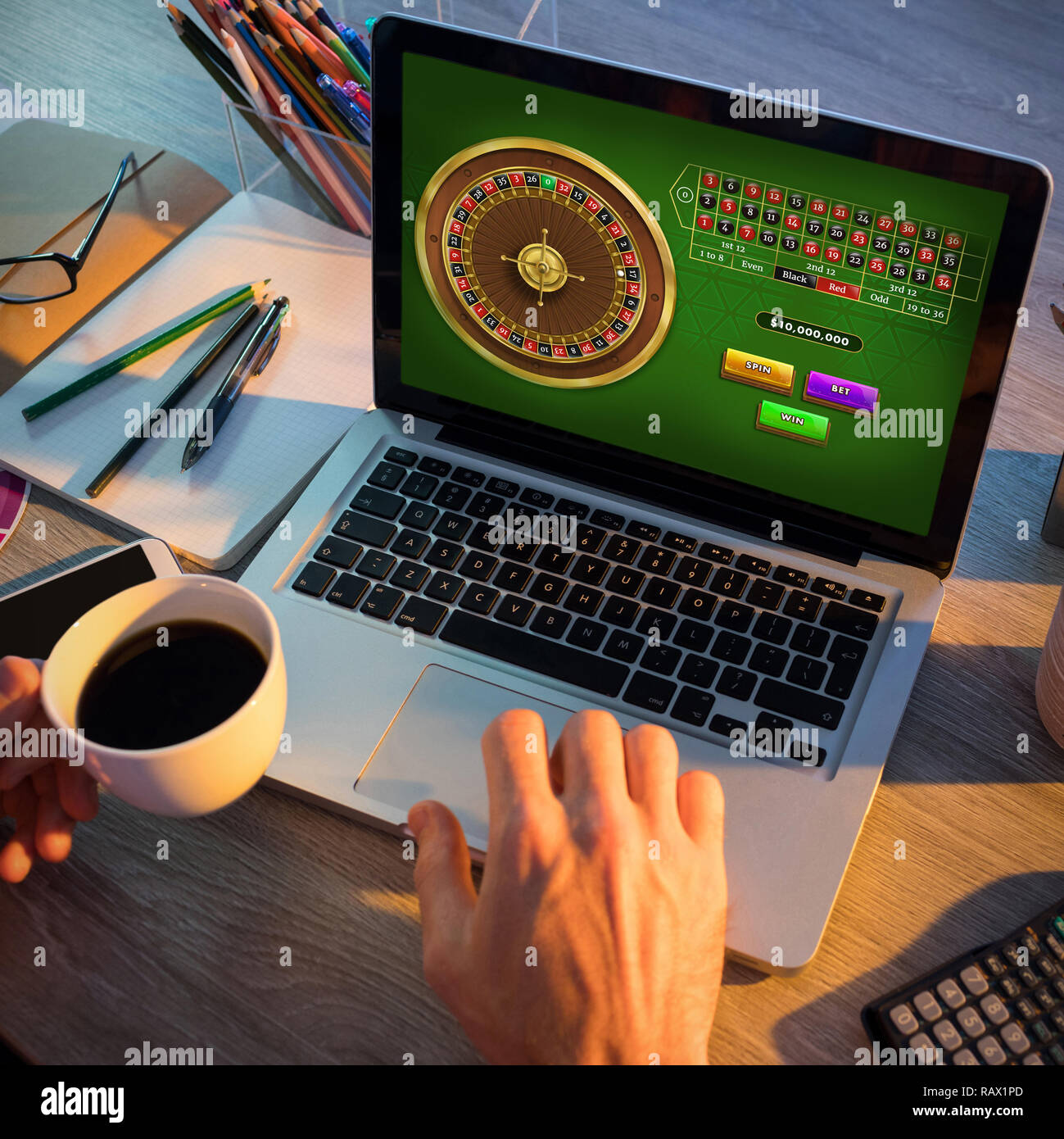 Roulette black paper hi-res stock photography and images - Alamy