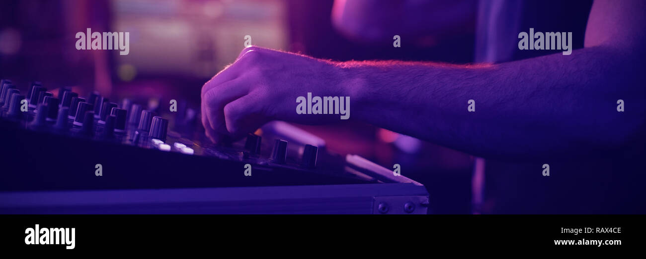 Music section hi-res stock photography and images - Alamy