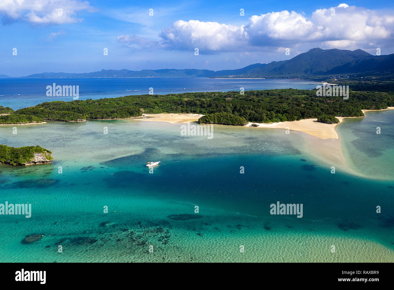 Aerial view wide sandy beach hi-res stock photography and images - Alamy