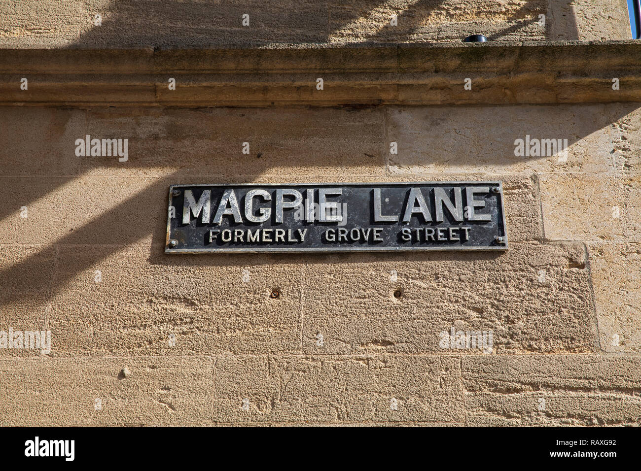 Magpie lane hi-res stock photography and images - Alamy