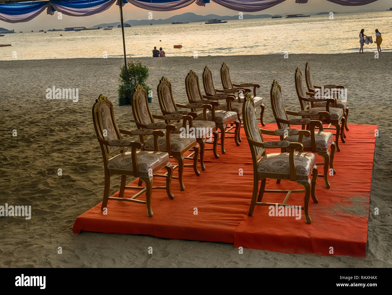 expensive chairs on the beach of pattaya Stock Photo - Alamy