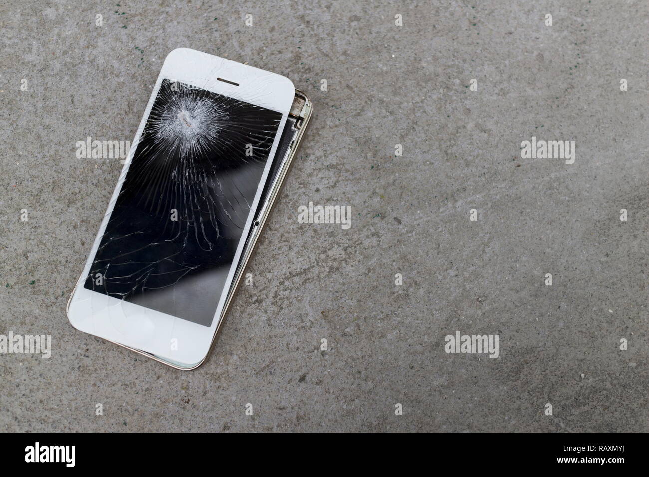 Mobile repair vector hi-res stock photography and images - Alamy