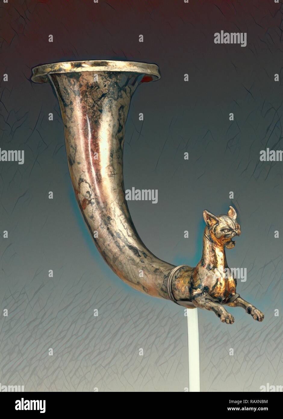 Silver rhyton hi-res stock photography and images - Alamy