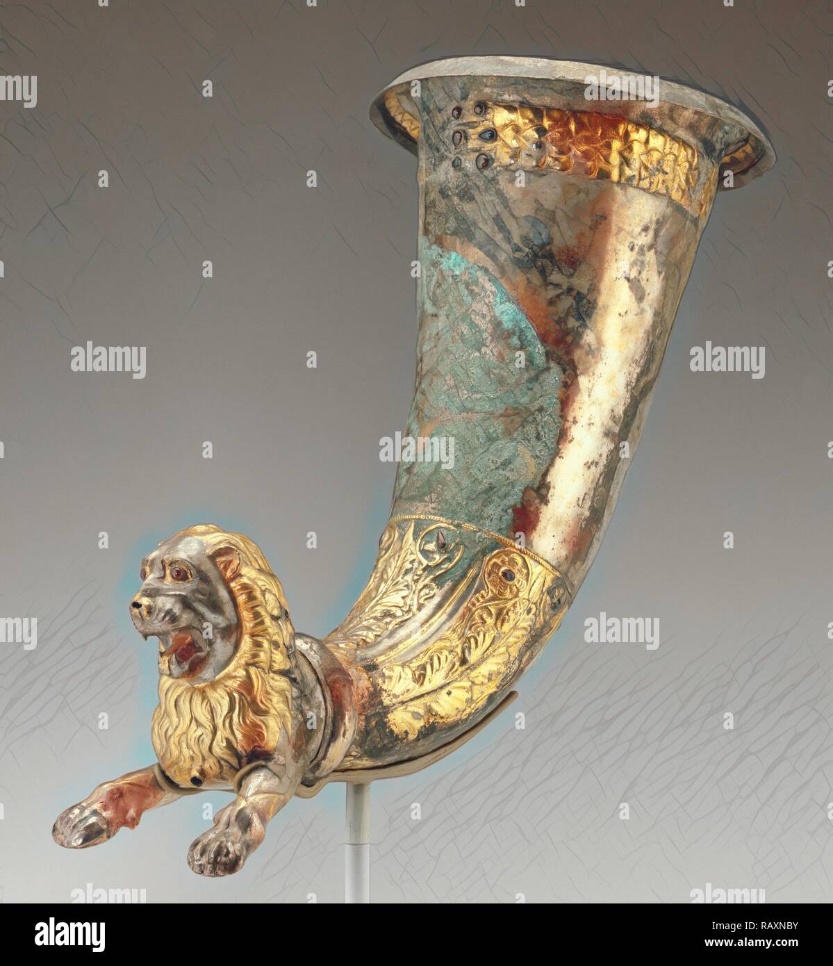 Lion rhyton hi-res stock photography and images - Alamy