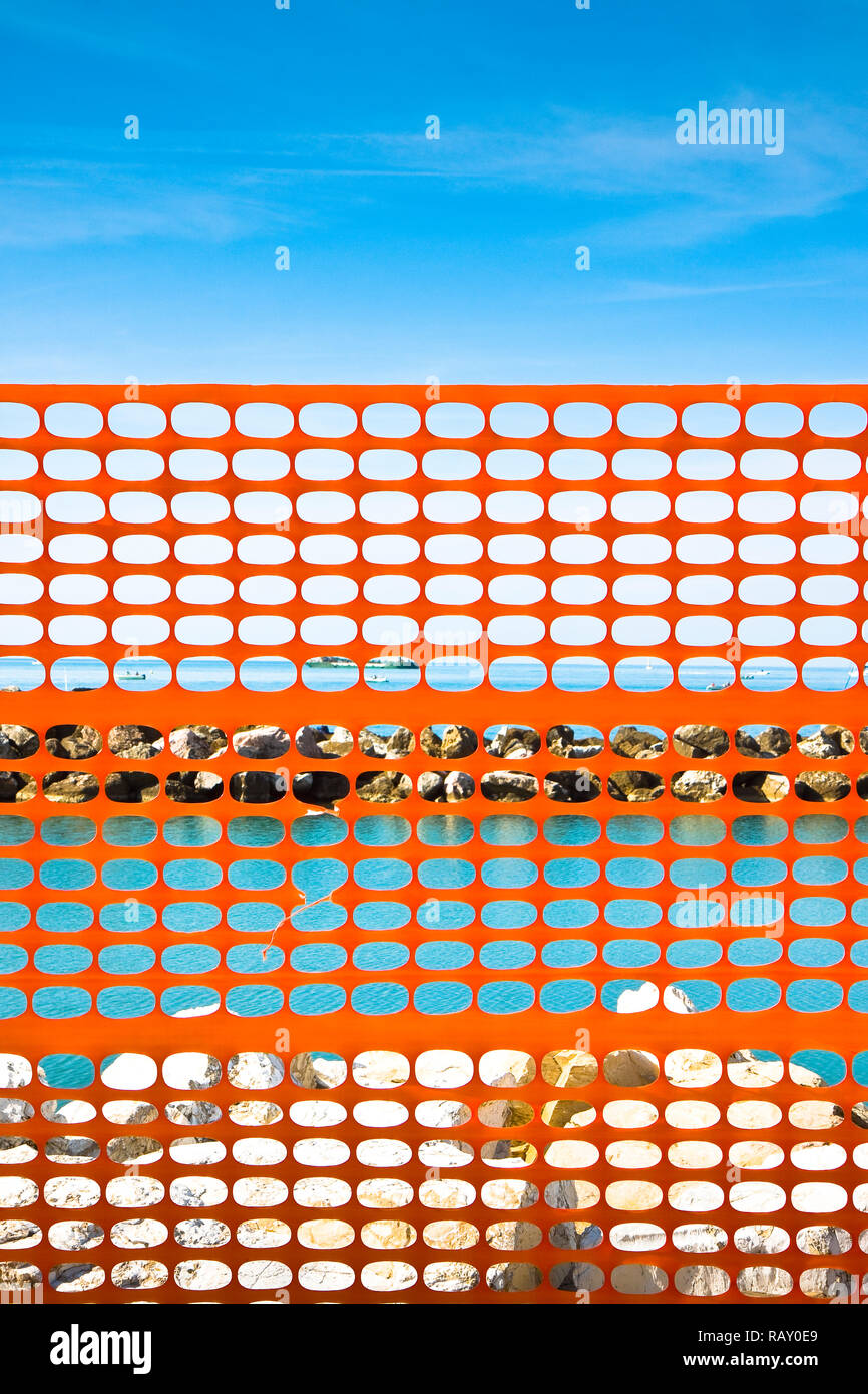 Orange plastic mesh fencing hi-res stock photography and images - Alamy