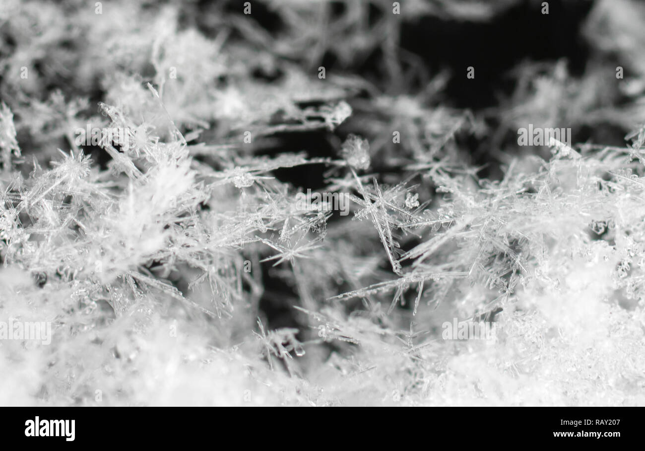 Snow flake crystals hi-res stock photography and images - Alamy