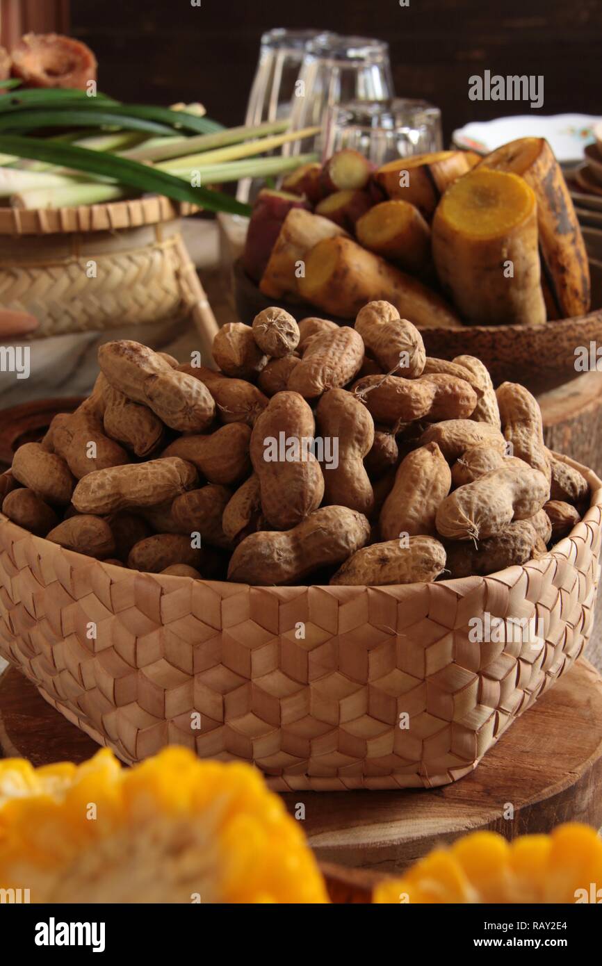 Bandrek drinks hi-res stock photography and images - Alamy