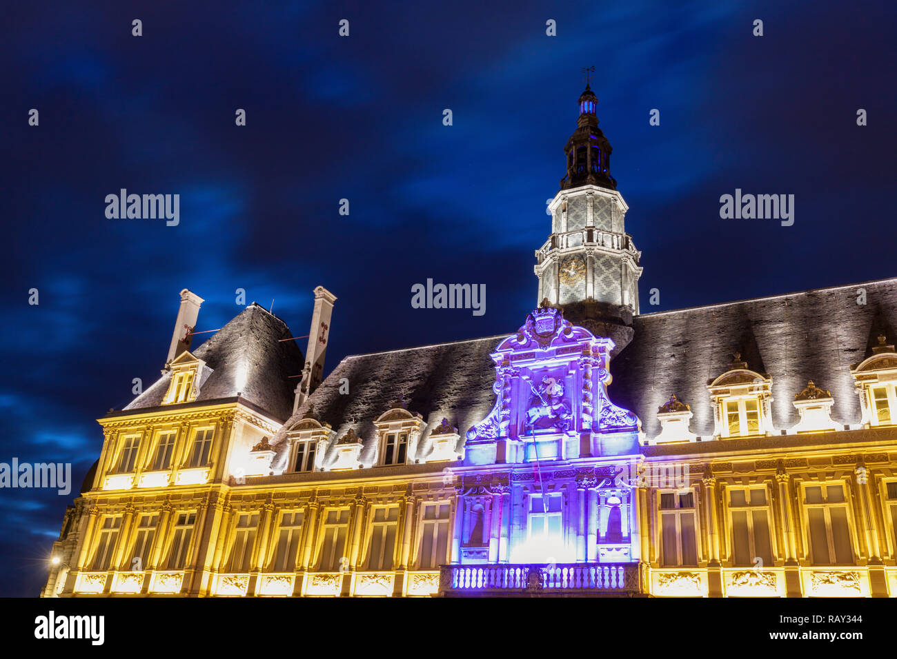 Reims city hi-res stock photography and images - Alamy