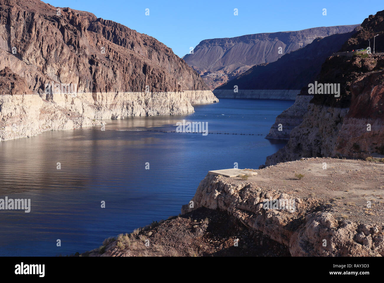 Lake Mead, Nevada, USA showing sad signs over overuse of water as well ...
